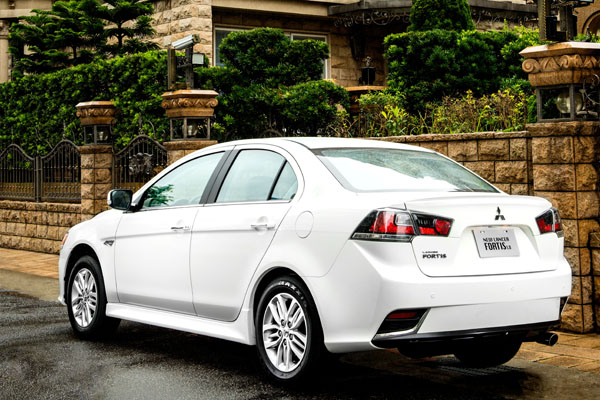 2014 Mitsubishi LANCER FORTIS 1.8 傳奇型 - 汽車資料 - WeWanted 購車好幫手